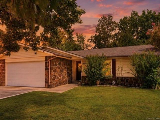 3111 S 213th East Ave, Broken Arrow, OK 74014