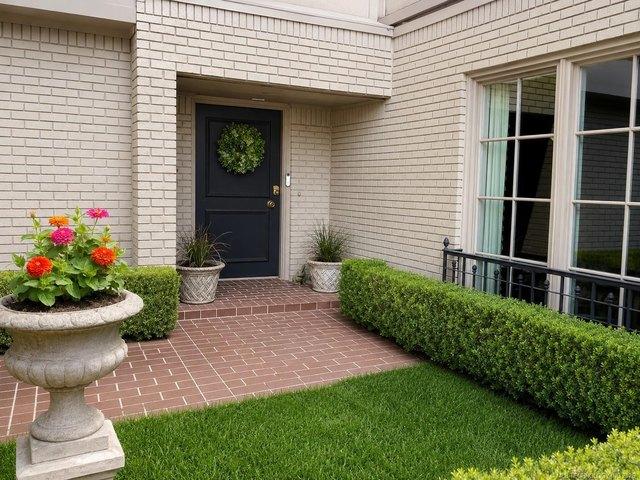 3111 S Quaker Rd, Tulsa, OK 74105
