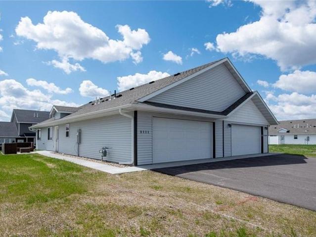3111 Scotch Ln, Mankato, MN 56001