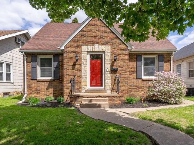3111 Sheridan St, Davenport, IA 52803