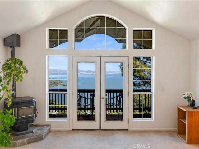 3111 Skyline Dr