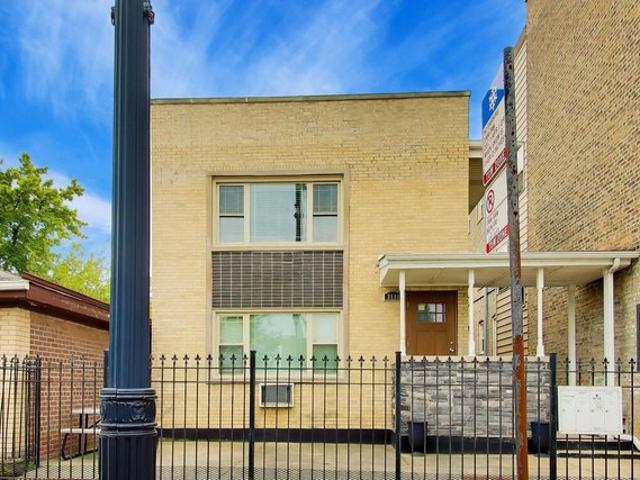 3111 W Foster Ave, Chicago, IL 60625