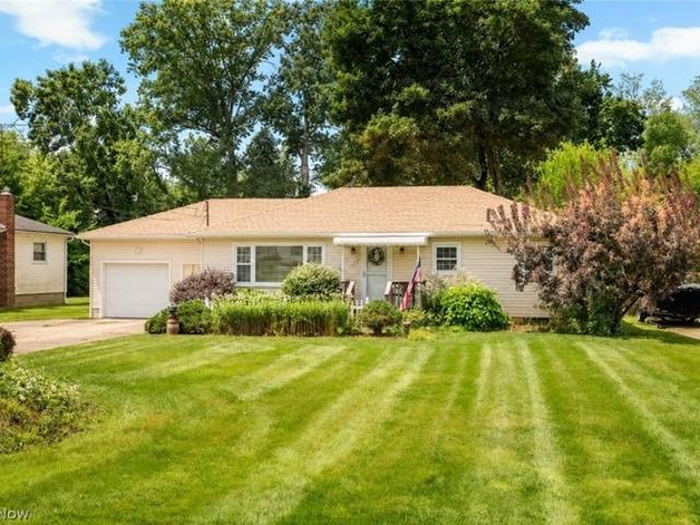 3112 N Bender Ave, Akron, OH 44319