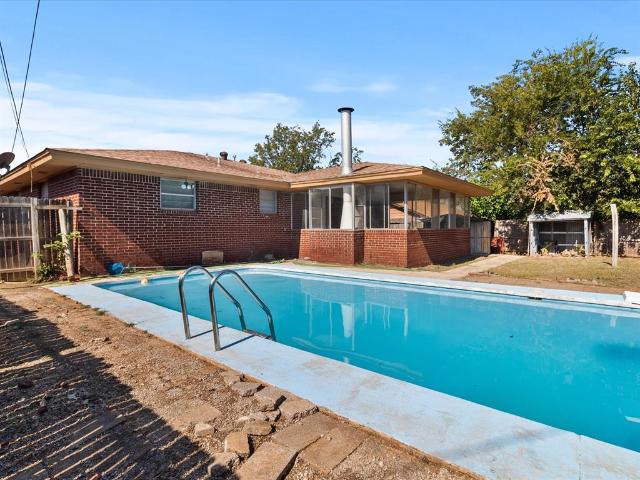 3112 N Viewpoint Drive