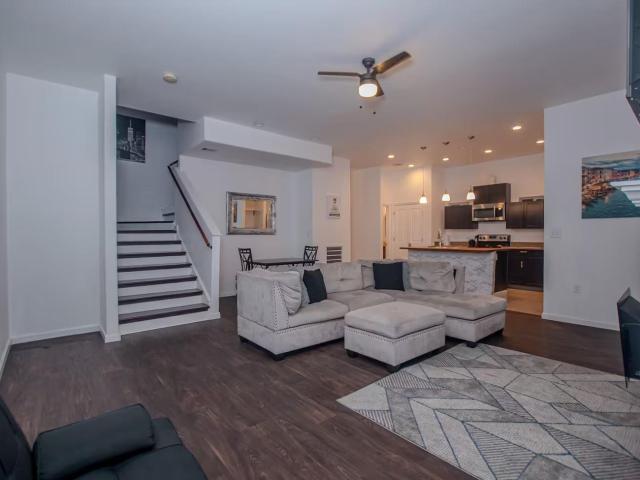 3112 Clay Street