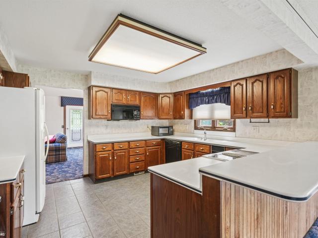 3112 Crystal Drive