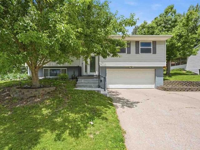 3112 E Court St, Iowa City, IA 52245