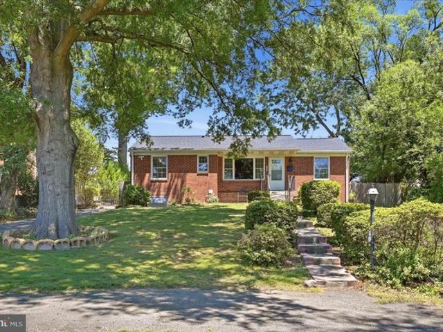 3112 Groveton St, Alexandria, VA 22306