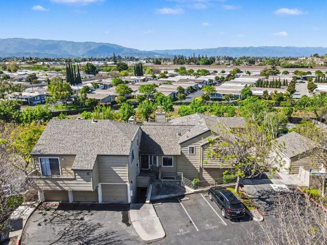 3112 Heather Ridge Drive