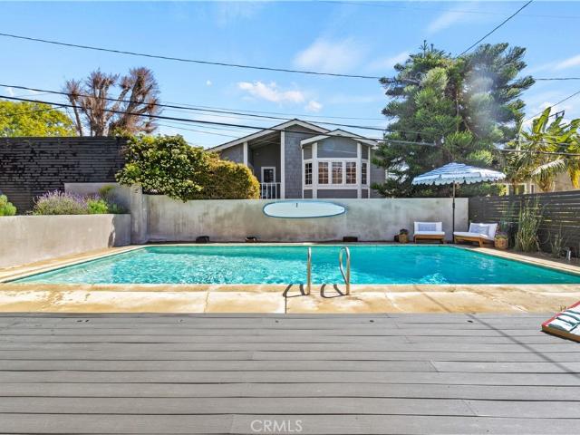 3112 Laurel