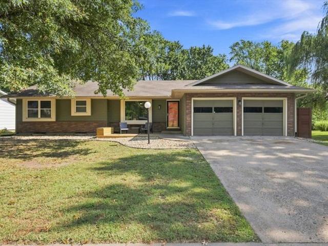 3112 Ranger Dr, Lawrence, KS 66049