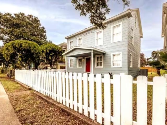 3112 Ursuline Street