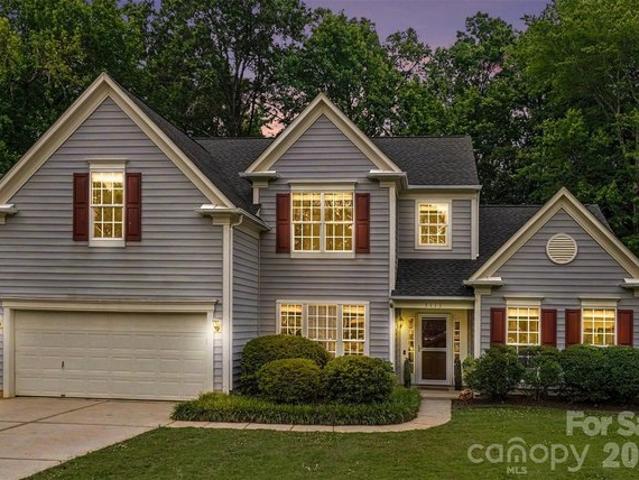 3113 Arborhill Rd, Charlotte, NC 28270