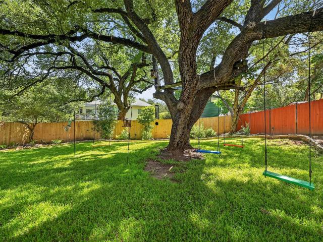 3113 Chisholm Trl
