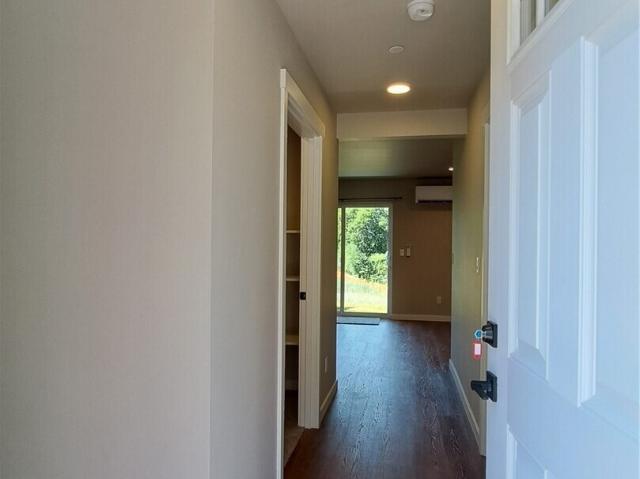 3113 E Camellia Way
