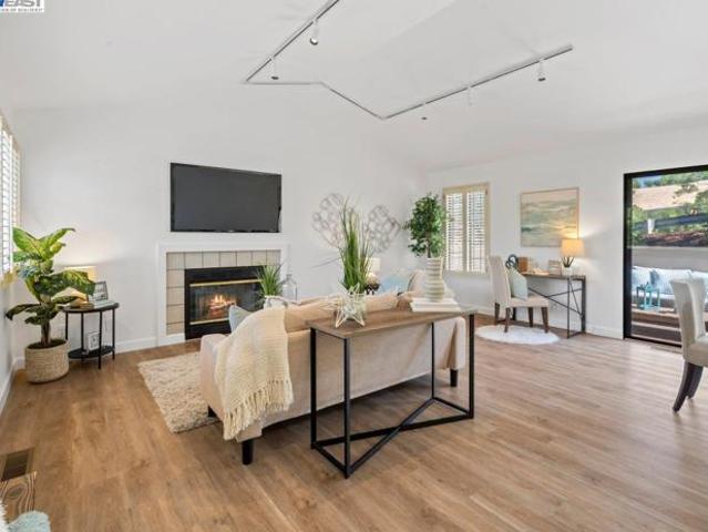 3113 Heather Ridge Dr, San Jose, CA 95136