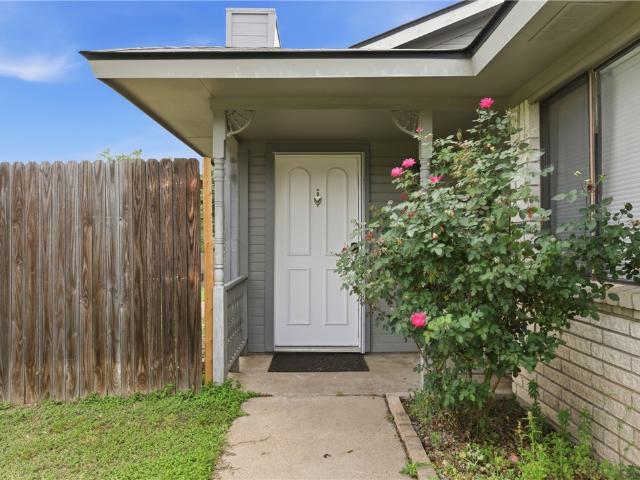 3113 Larkspur Circle