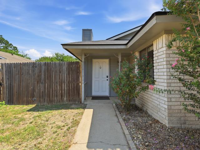 3113 Larkspur Circle