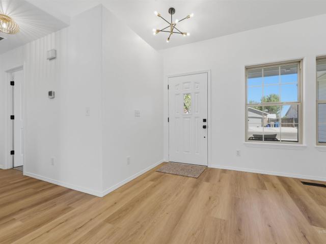 3113 Parkview Way