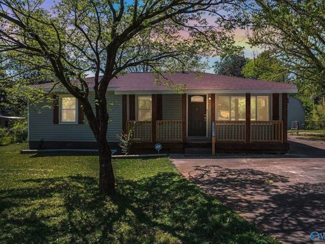 3113 Patrick St NW, Huntsville, AL 35810