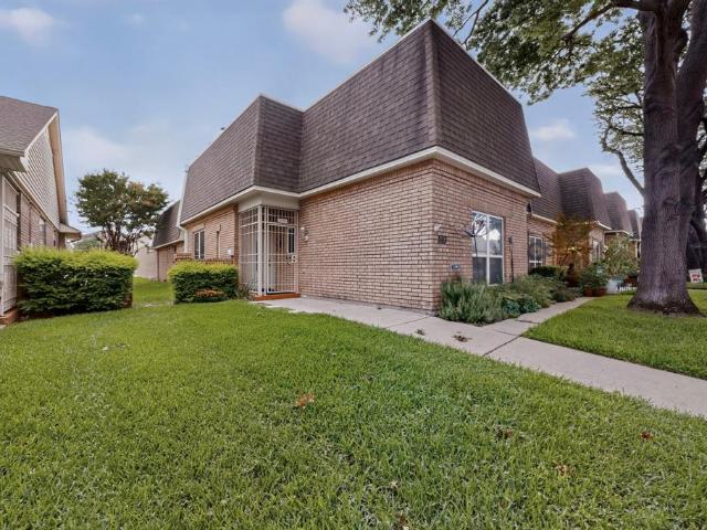3113 Stonehenge Lane