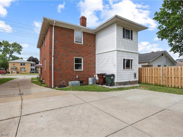 3113 Snow Road