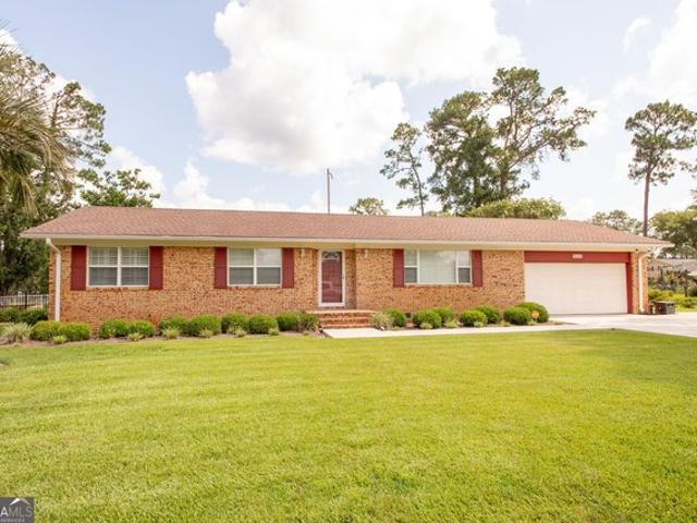 3113 Southwood Dr, Waycross, GA 31503