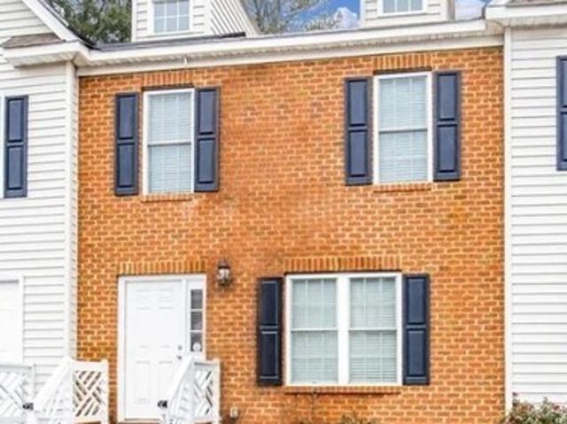 3113 Taylor Ave, West Point, VA 23181