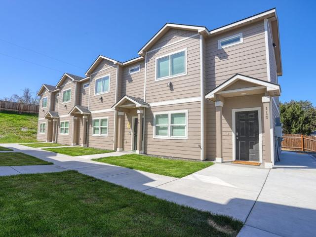 3113 W 7th Ave