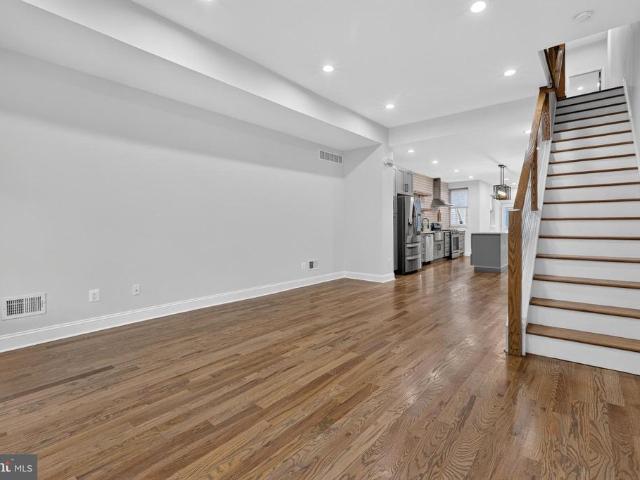 3113 W Montgomery Avenue