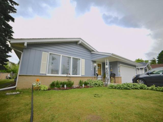 3113 W Ramsey Ave, Greenfield, WI 53221