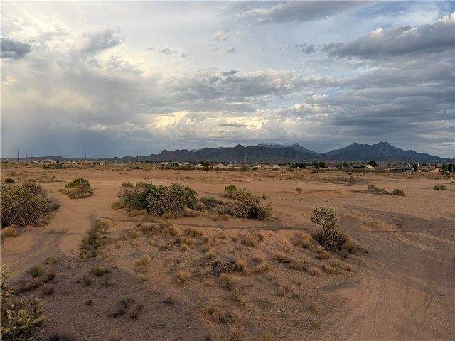 311 04 and 266 Diamond St, Kingman, AZ 86401