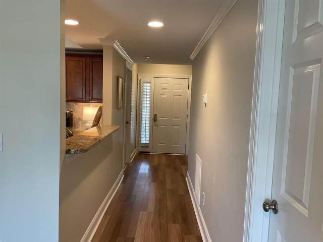 311 2nd Ave. N 102