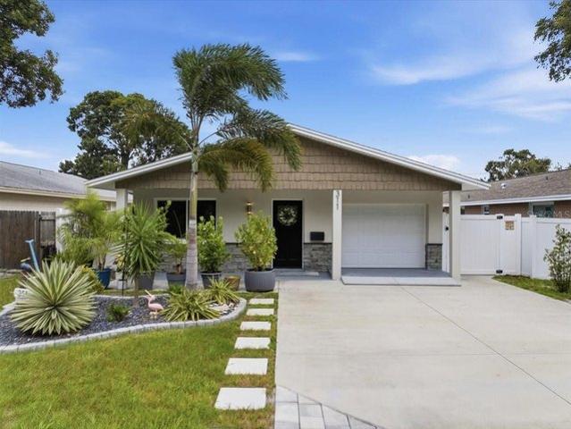 311 45th Ave N, Saint Petersburg, FL 33703