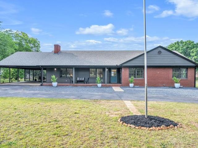 311 Costner Rd, Boiling Springs, SC 29316