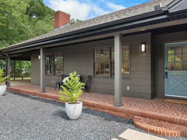 311 Costner Rd, Boiling Springs, SC 29316