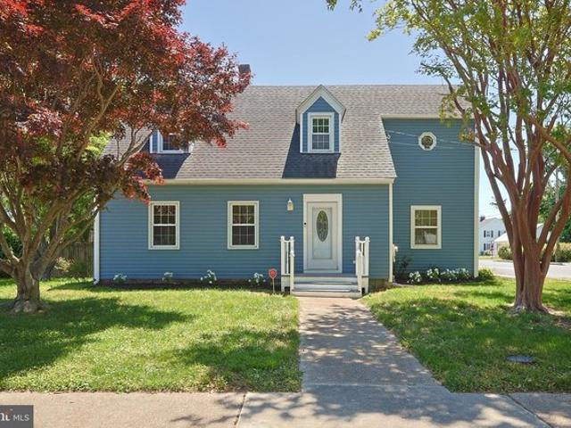 311 Cedar St, Bridgeville, DE 19933