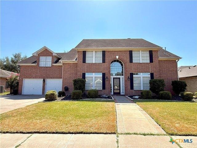 311 Charleston Dr, Victoria, TX 77904