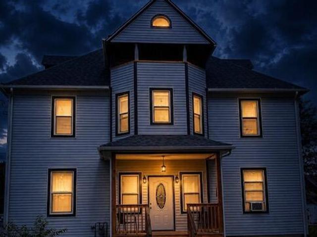 311 Avenue I