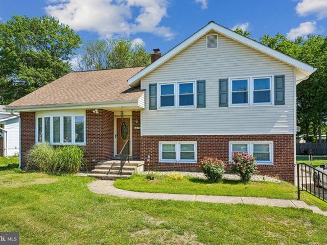 311 Belle Arbor Dr, Cherry Hill, NJ 08034