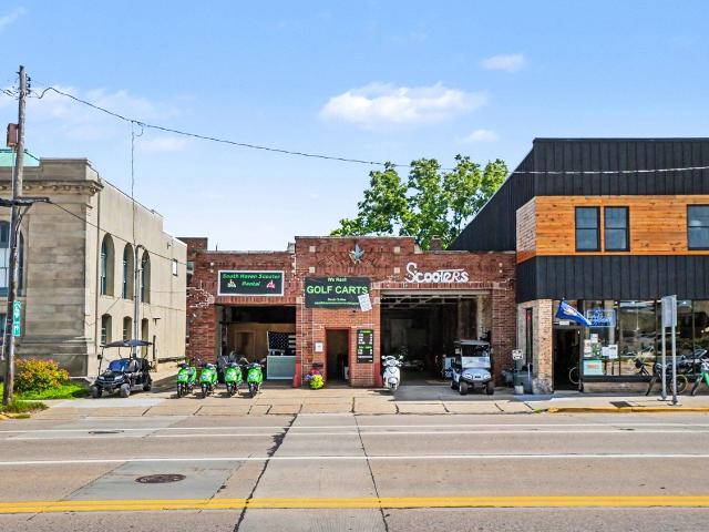 311 Broadway Street
