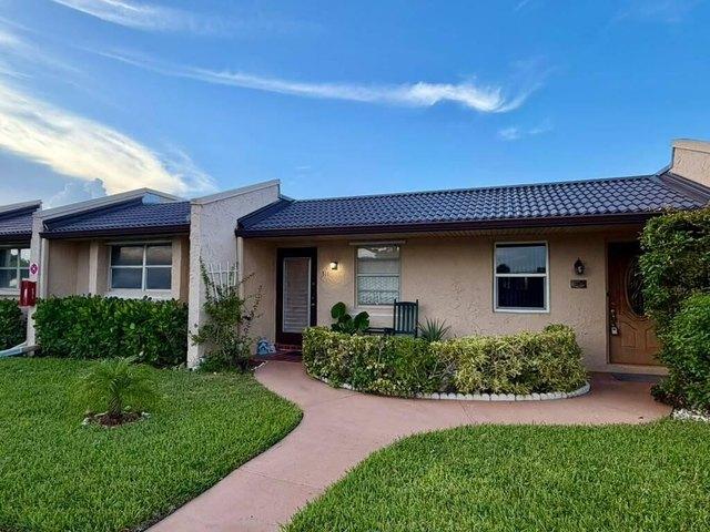 311 Golden River Dr, West Palm Beach, FL 33411