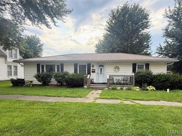 311 Gex St S, La Plata, MO 63549