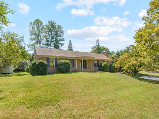 311 Gloucester Rd, Charlottesville, VA 22901 | MLS #674598 | Compass