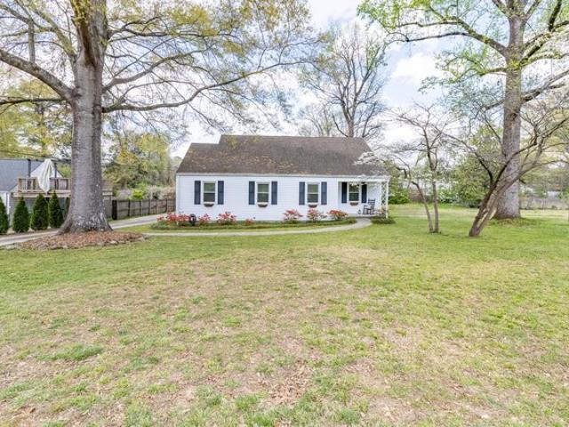 311 Guild Dr, Chattanooga, TN 37421