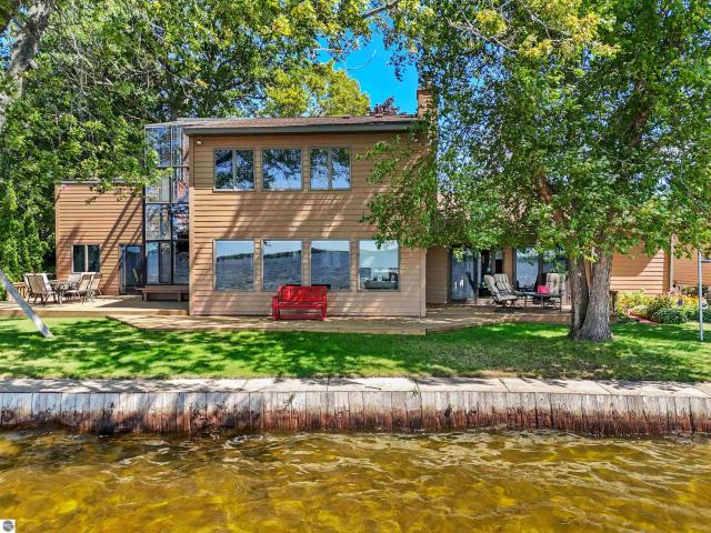 311 E Lake Mitchell Drive