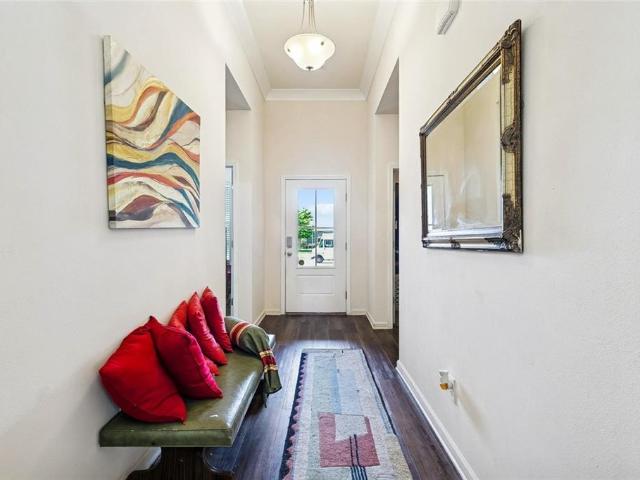 311 E Lakeshore Drive