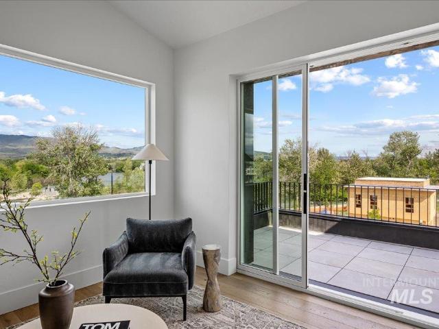 311 E Palapa Ln Garden, City, ID 83714 | MLS #98982 | Compass