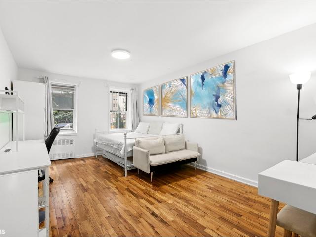 311 East 25th Street, New York, NY