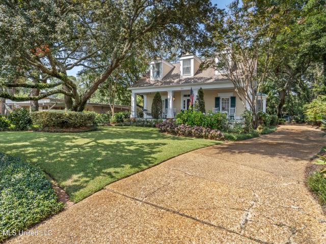 311 Eastview Dr, Biloxi, MS 39531 | MLS #4144 | Compass